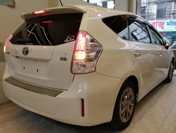 Toyota PRIUS Hybrid model 2014 – clicksupershop.com